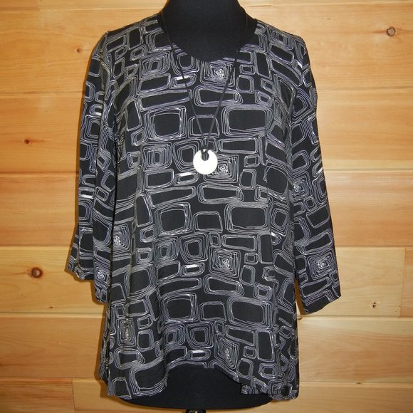 PURE Essence | Tops | Pure Essence Urbanology Black White Tunic Top M ...